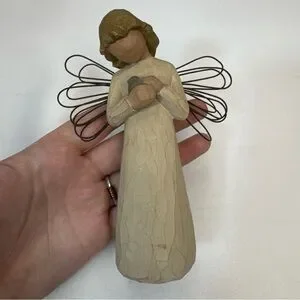 Willow Tree | Art | Willow Tree Angel Of Healing Figurine Susan Lordi ...